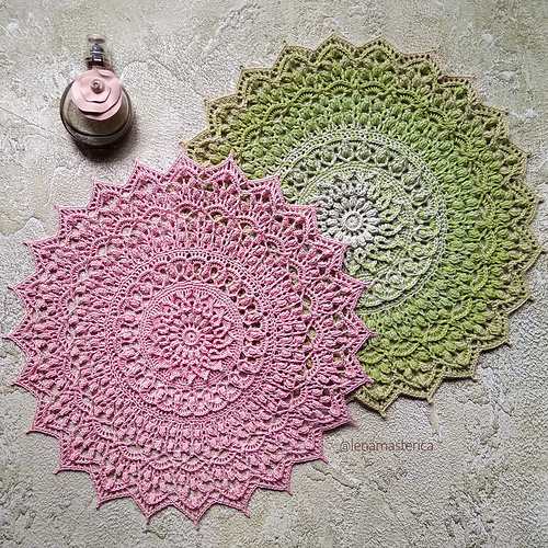 Ravelry: Rozita pattern by Elena Bojkova