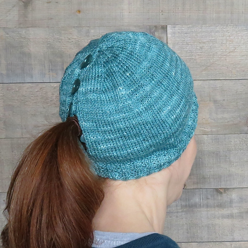 Ravelry: Easy Sock Yarn Ponytail Hat pattern by Lena Mathisson