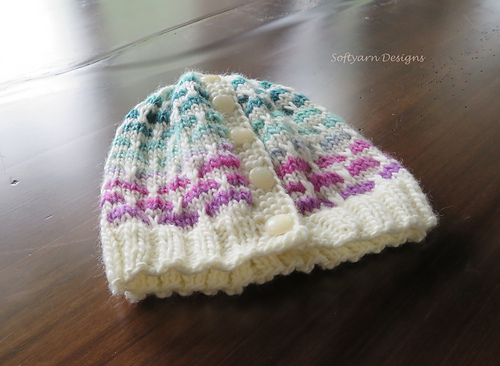 Ravelry: Ombre Bricks Ponytail Hat pattern by Lena Mathisson
