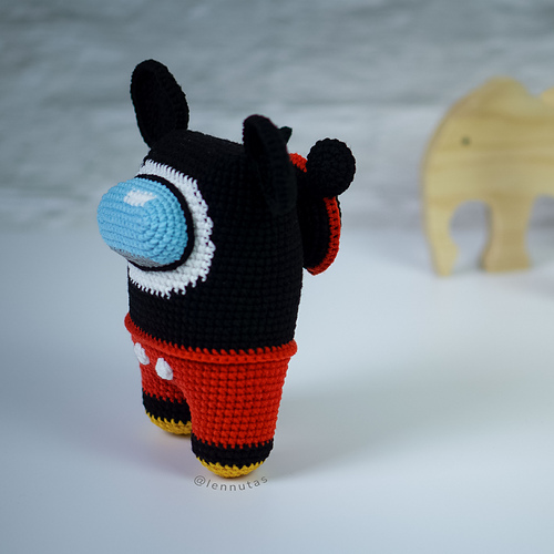 Ravelry: Among Us Mickey pattern by Thao Nguyen Lennutas