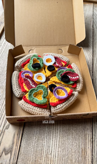 Ravelry: Pizza Slice pattern by Duong Nguyen