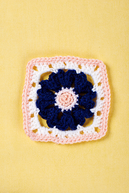 Ravelry: Flower square pattern by Corinne Bradd
