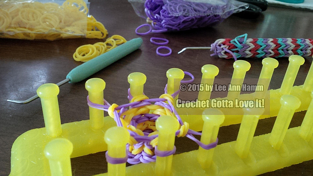 Ravelry: lhamm's Knitted rubber band grips!