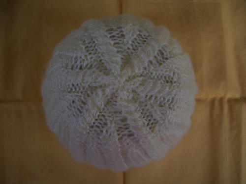 Ravelry: Barley Twist Hat and Mitts pattern by Kelly Jo Sweeney