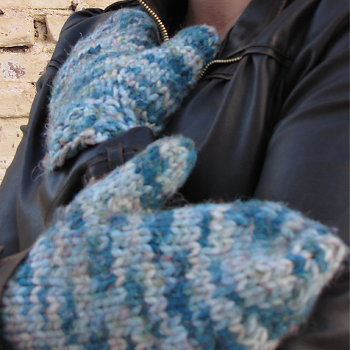 Ravelry: Basic Bulky Mittens for Magic Loop pattern by Liat Gat