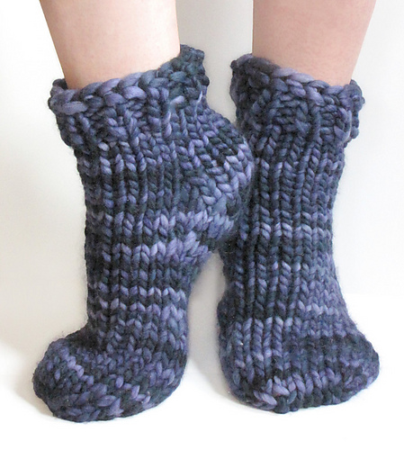 Ravelry: Super-Bulky Top Down Magic Loop Socks pattern by Liat Gat