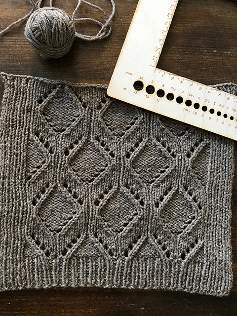 Ravelry: lilalu's Etchplain (sample and swatches)
