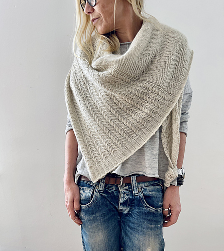 Ravelry: Vaike pattern by Isabell Kraemer