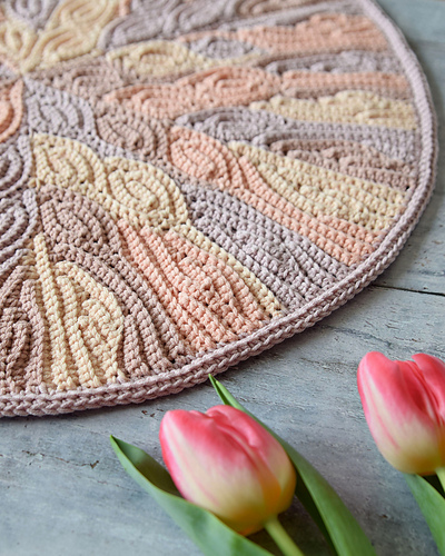 Ravelry: Tulip Mandala pattern by Tatsiana