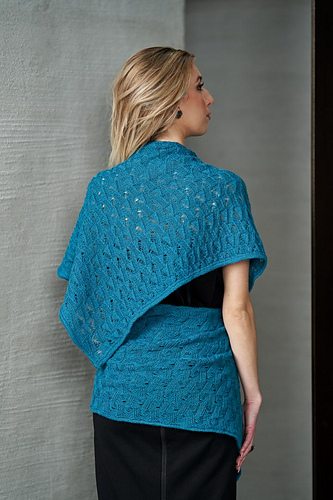 Ravelry: Japanese Vest pattern by Linda Marveng