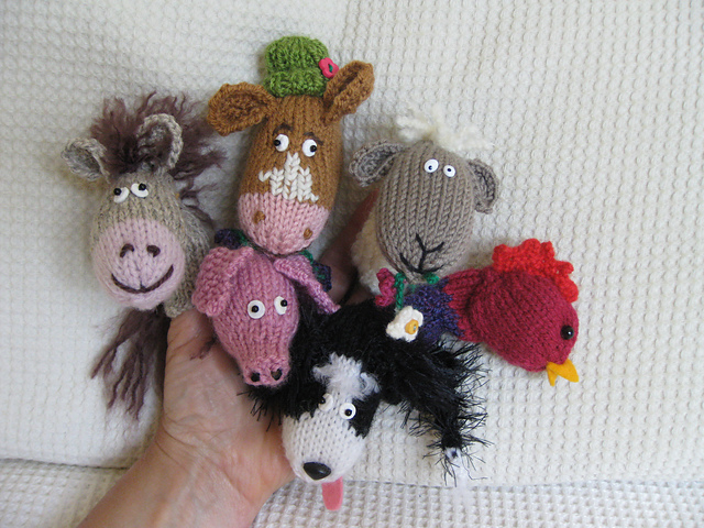 Ravelry: Down on the Farm Animal Finger Puppets pattern by Lindsay Mudd