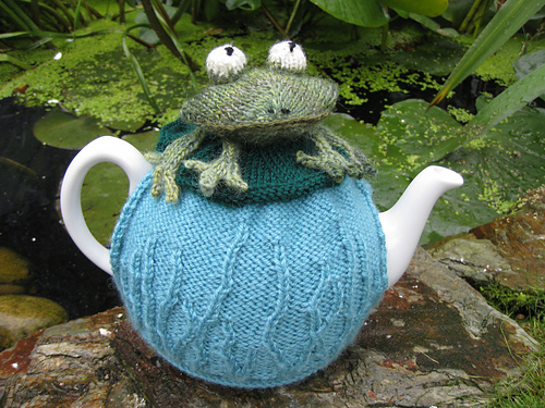Ravelry: Frog on a Lily Pad Tea Cosy pattern by Lindsay Mudd