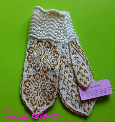 Ravelry: Synnøvevotten pattern by Line Johansen