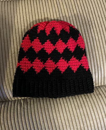 Ravelry: Tapestry Diamond Beanie pattern by Erangi Udeshika