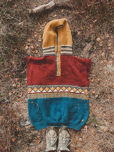 Ravelry: Sørvest pattern by Linka Neumann
