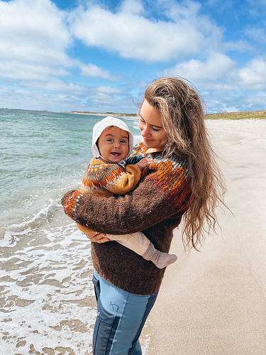 Ravelry: Baby-Hopi pattern by Linka Neumann