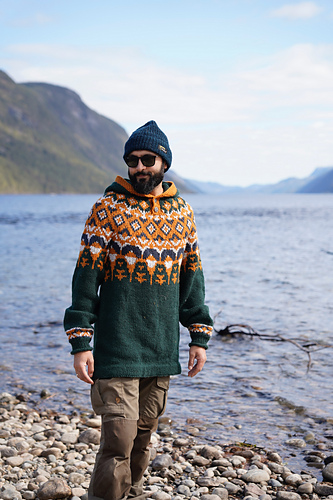 Ravelry: Matoaka POLAR pattern by Linka Neumann