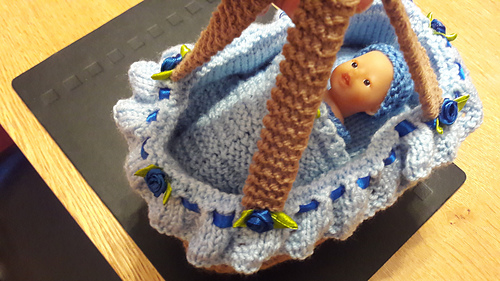 Ravelry: Rowan's Moses Basket/Crib pattern by PollyAnna Crafts