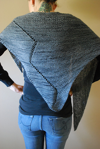 Ravelry: Deviate pattern by Lisa Mutch