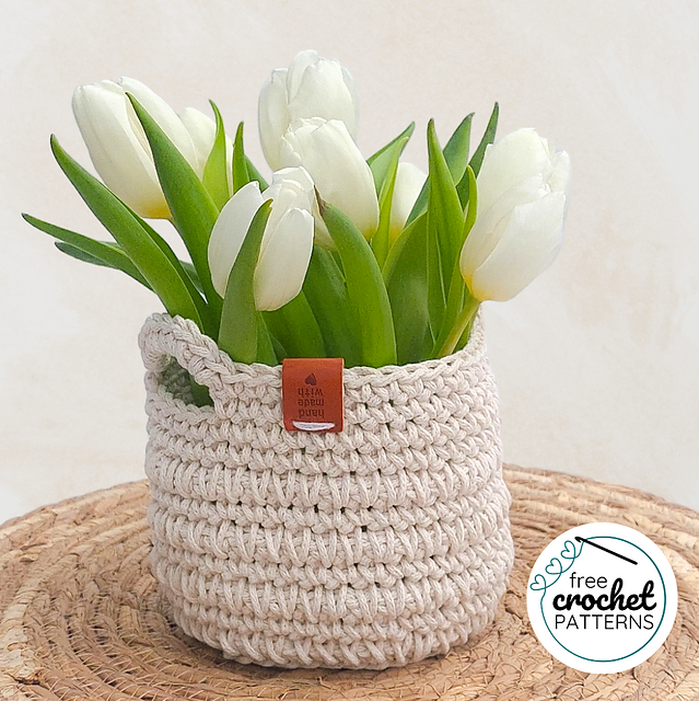 Ravelry: Sturdy Basket pattern by Lisa Geerts