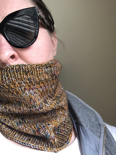 Ravelry: Faceted pattern by Kacey Herlihy