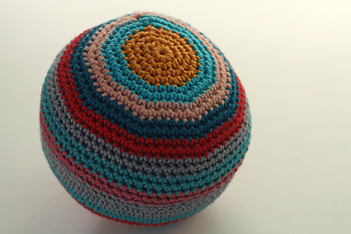 Ravelry: Baby ball pattern by Hobby blogo