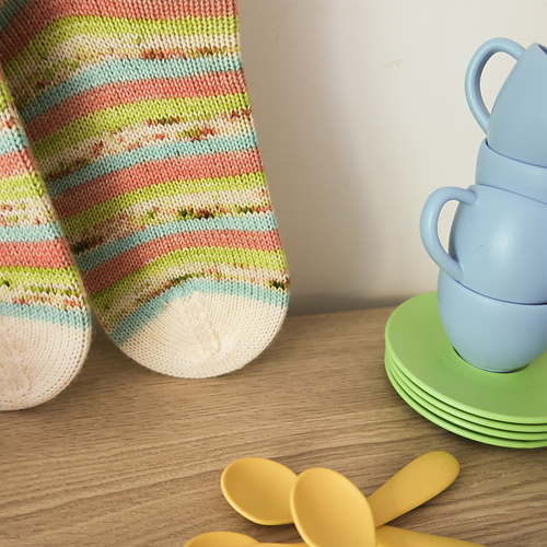 Ravelry: Primrose Pudding Socks pattern by Danielle Jorge