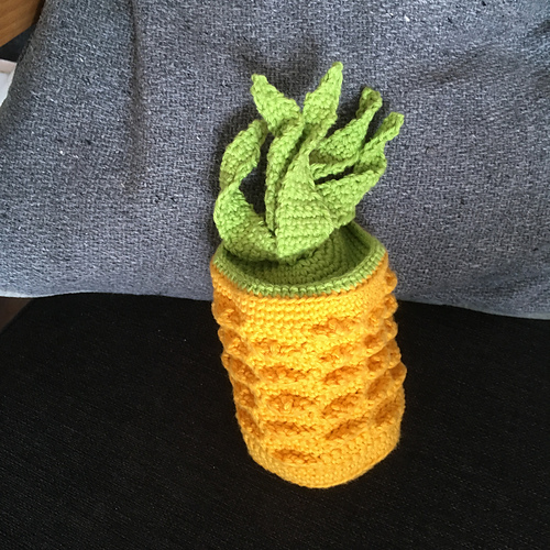 Ravelry: Pineapple Pencil Case pattern by Anna Granta