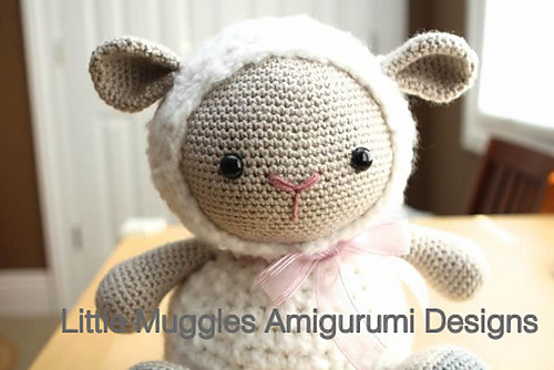 Ravelry: Cuddles the Sheep pattern by Little Muggles