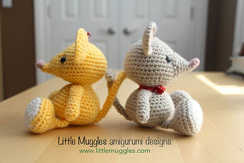 Ravelry: Buttons the Mouse pattern by Little Muggles