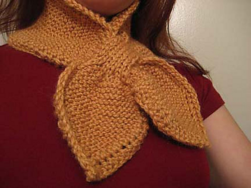 Ravelry: Garter Stitch Loop-Through Scarf pattern by Marci Richardson