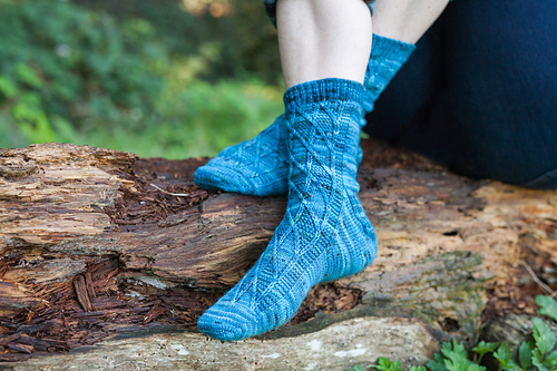 Ravelry: Swing Left pattern by Megan Williams
