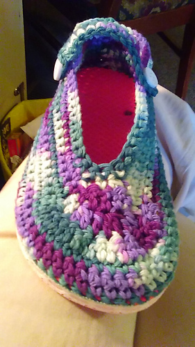 Ravelry: Cute Flip Flop Slippers pattern by Antoinette Canada