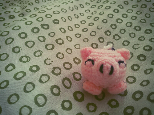 Ravelry: Pig. Heads or tails? pattern by Rosaura Valdez