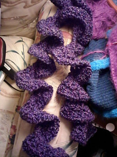 Ravelry: Easy Curly Scarf pattern by Atmospheric Noise Studios