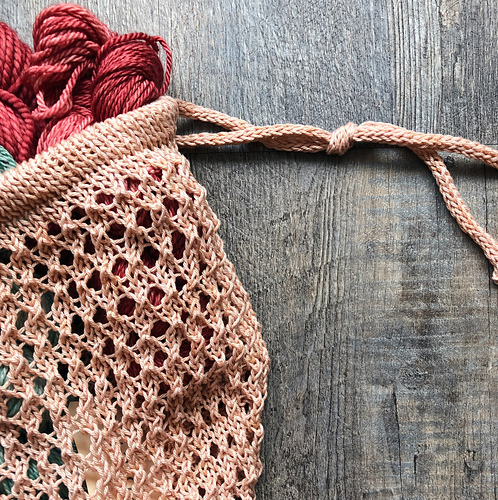 Ravelry: Market Bag pattern by Caitlin Partridge of llamalovejoy