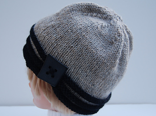 Ravelry: Flapper style knit hat pattern by Lisa Taylor