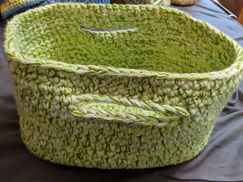 Ravelry: Quarantimes Nesting Baskets pattern by Alex Luce