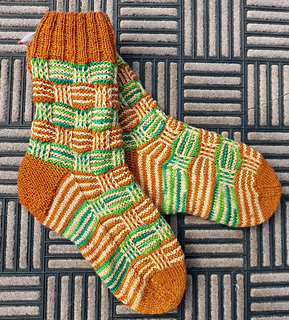 Ravelry: loonywooly's Striped tiles socks test