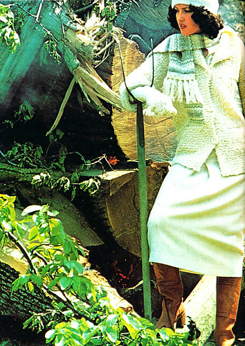 Ravelry: Tea Cosy pattern by Patricia Roberts