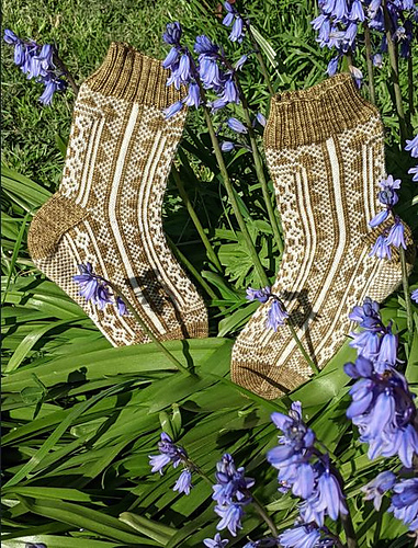 Ravelry: Framed in Lace pattern by Lorraine Rayson