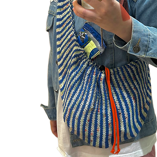 Ravelry: scrunchie bag (knit) pattern by Loupy Studio