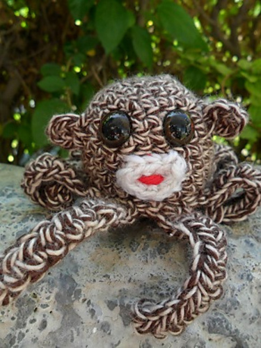 Ravelry: An Octet of Octopodes (Octopus) pattern by Jenn Lovecurry