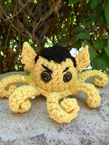 Ravelry: An Octet of Octopodes (Octopus) pattern by Jenn Lovecurry