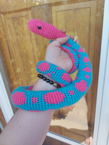 Ravelry: Boa Constrictor 1 pattern by Beth Mulligan of Skyfire Creations