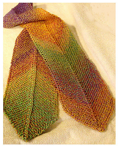 Ravelry: Simple Chevron Scarf pattern by Sue Caldwell