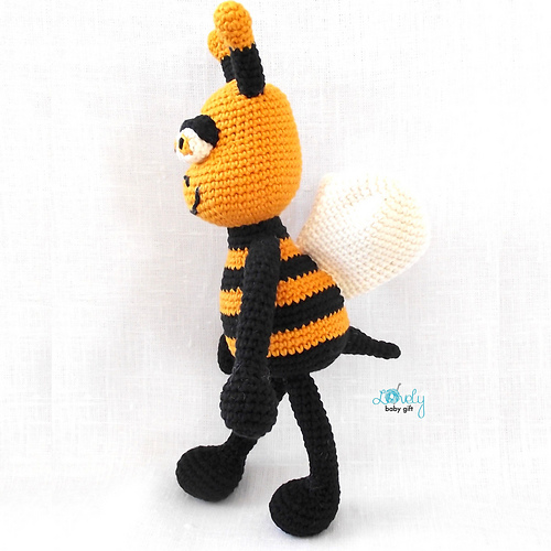 Ravelry: Amigurumi Bee Stuffed Toy pattern by Viktorija Dineikiene