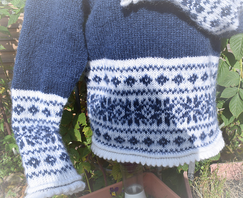 Ravelry: Terceira pattern by Eva Jones