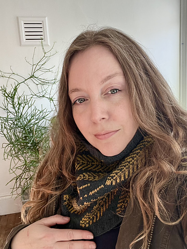 Ravelry: The Harvester Cowl pattern by Jennifer Steingass