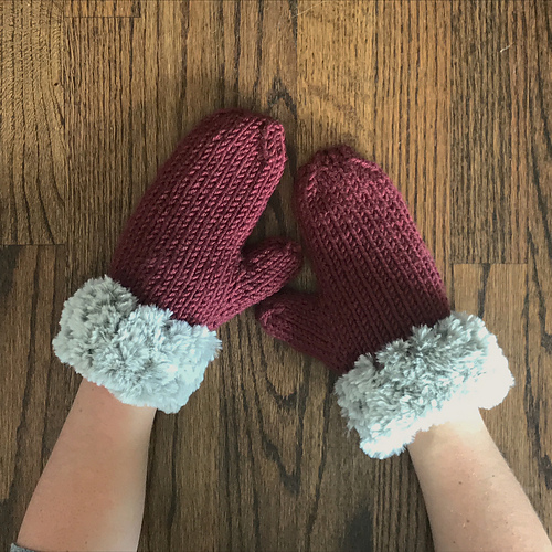Ravelry: The Fabulous Fur Mittens pattern by Lindy Clanton